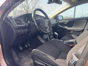 Brūns Volvo V40 2012 Kuldīga, ar dzinēja tilpumu 1.60 L un nobraukumu 245 tūkst. km par 6200 €, foto 5 vietnē AUTOMOTO.COM.LV