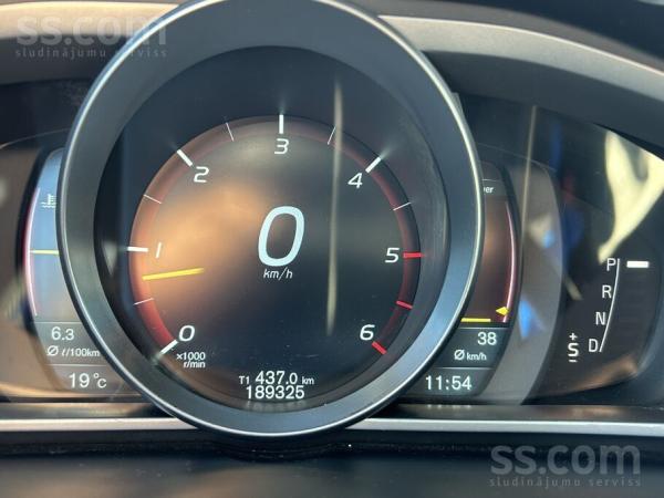 Brūns Volvo V40 2012 Saldus, ar dzinēja tilpumu 2.00 L un nobraukumu 189 tūkst. km par 8000 €, foto 10 vietnē AUTOMOTO.COM.LV