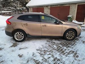 Brūns Volvo V40 2013 Šauļi, ar dzinēja tilpumu 1.98 L un nobraukumu 242 tūkst. km par 4750 €, foto 3 vietnē AUTOMOTO.COM.LV