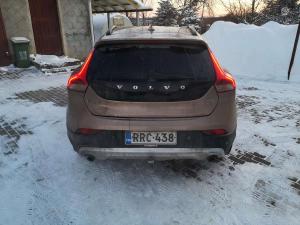 Brūns Volvo V40 2013 Šauļi, ar dzinēja tilpumu 1.98 L un nobraukumu 242 tūkst. km par 4750 €, foto 5 vietnē AUTOMOTO.COM.LV