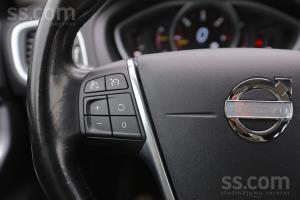 Brūns Volvo V40 2013 Rīga, ar dzinēja tilpumu 2.00 L un nobraukumu 322 tūkst. km par 8490 €, foto 13 vietnē AUTOMOTO.COM.LV
