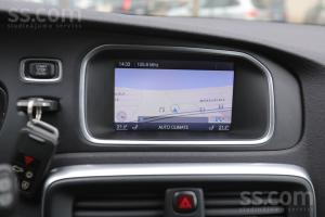 Brūns Volvo V40 2013 Rīga, ar dzinēja tilpumu 2.00 L un nobraukumu 322 tūkst. km par 8490 €, foto 15 vietnē AUTOMOTO.COM.LV