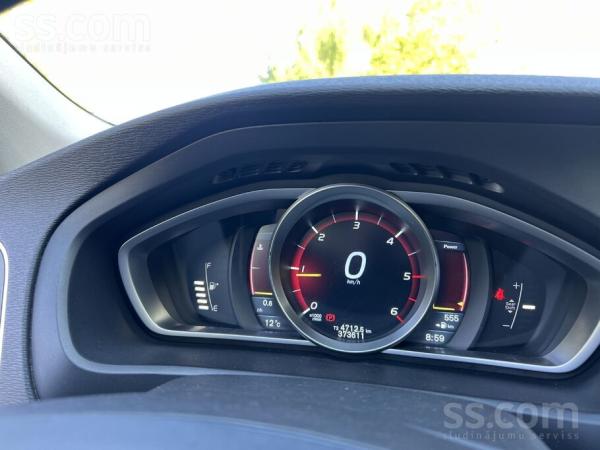 Brūns Volvo V40 2013 Rīga, ar dzinēja tilpumu 1.60 L un nobraukumu 373 tūkst. km par 3400 €, foto 6 vietnē AUTOMOTO.COM.LV