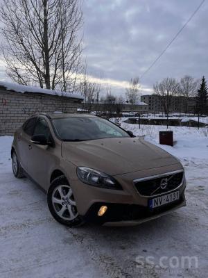 Коричневый Вольво В40 2013 в Балви, объемом двигателя 1.60 л и пробегом 218 тыс. км за 10500 €, фото 13 на AUTOMOTO.COM.LV