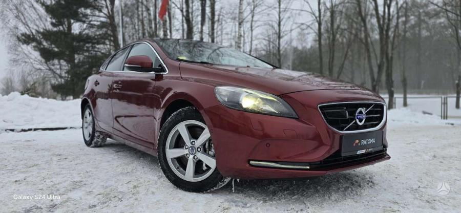 Brown Volvo V40 2014 in Kazlu Ruda, with an engine capacity of 1.97 L and mileage of 285 thousand km for 6000 €, photo 1 on AUTOMOTO.COM.LV