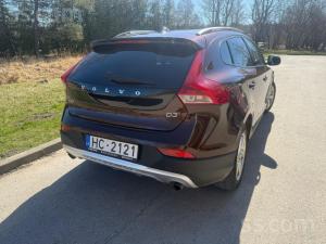 Brūns Volvo V40 2016 Rīga, ar dzinēja tilpumu 2.00 L un nobraukumu 146 tūkst. km par 8500 €, foto 4 vietnē AUTOMOTO.COM.LV