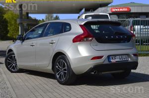 Brūns Volvo V40 2017 Tukums, ar dzinēja tilpumu 1.50 L un nobraukumu 46 tūkst. km par 1000 €, foto 4 vietnē AUTOMOTO.COM.LV