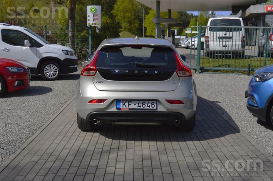 Brūns Volvo V40 2017 Tukums, ar dzinēja tilpumu 1.50 L un nobraukumu 46 tūkst. km par 1000 €, foto 5 vietnē AUTOMOTO.COM.LV