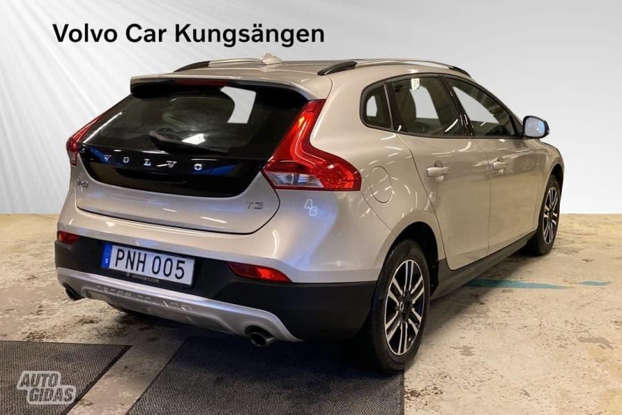 Brūns Volvo V40 2018 Kauņa, ar dzinēja tilpumu 0.00 L un nobraukumu 51 tūkst. km par 21396 €, foto 6 vietnē AUTOMOTO.COM.LV