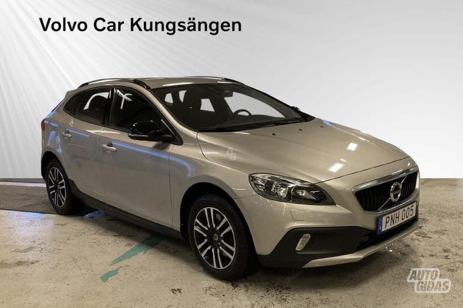 Brūns Volvo V40 2018 Kauņa, ar dzinēja tilpumu 0.00 L un nobraukumu 51 tūkst. km par 21396 €, foto 7 vietnē AUTOMOTO.COM.LV