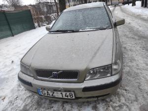 Brūns Volvo V40 2001 Kretinga, ar dzinēja tilpumu 1.90 L un nobraukumu 395 tūkst. km par 500 €, foto 2 vietnē AUTOMOTO.COM.LV