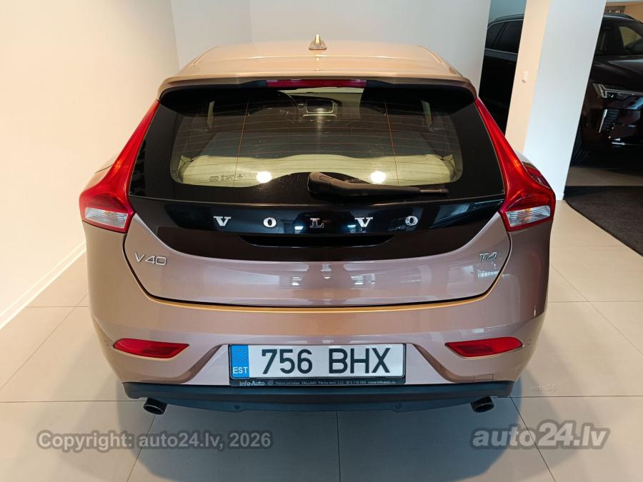 Brūns Volvo V40 2013 Tallina, ar dzinēja tilpumu 1.60 L un nobraukumu 61 tūkst. km par 9300 €, foto 6 vietnē AUTOMOTO.COM.LV