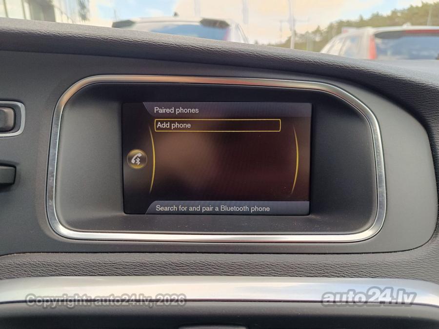 Brūns Volvo V40 2013 Tallina, ar dzinēja tilpumu 1.60 L un nobraukumu 61 tūkst. km par 9300 €, foto 15 vietnē AUTOMOTO.COM.LV