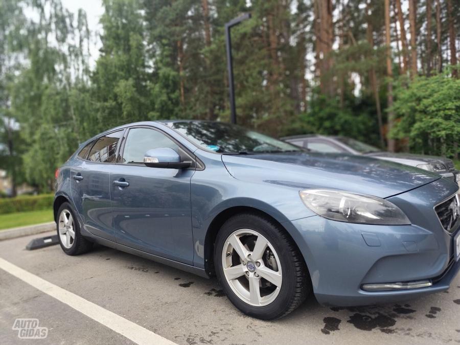 Вольво В40 2013 в Висагинас, объемом двигателя 1.60 л и пробегом 252 тыс. км за 5250 €, фото 3 на AUTOMOTO.COM.LV