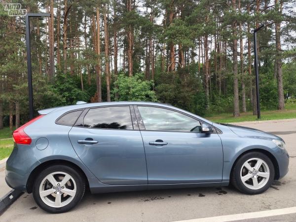 Volvo V40 2013 Visaginas, ar dzinēja tilpumu 1.60 L un nobraukumu 252 tūkst. km par 5250 €, foto 3 vietnē AUTOMOTO.COM.LV