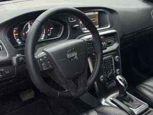 Volvo V40 2015 in Vilnius, with an engine capacity of 1.60 L and mileage of 360 thousand km for 4500 €, photo 12 on AUTOMOTO.COM.LV