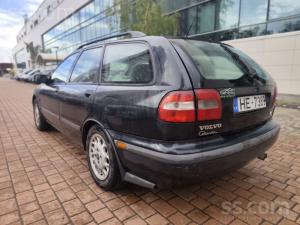 Зеленый Вольво В40 1997 в Рига, объемом двигателя 2.00 л и пробегом 0 тыс. км за 300 €, фото 6 на AUTOMOTO.COM.LV