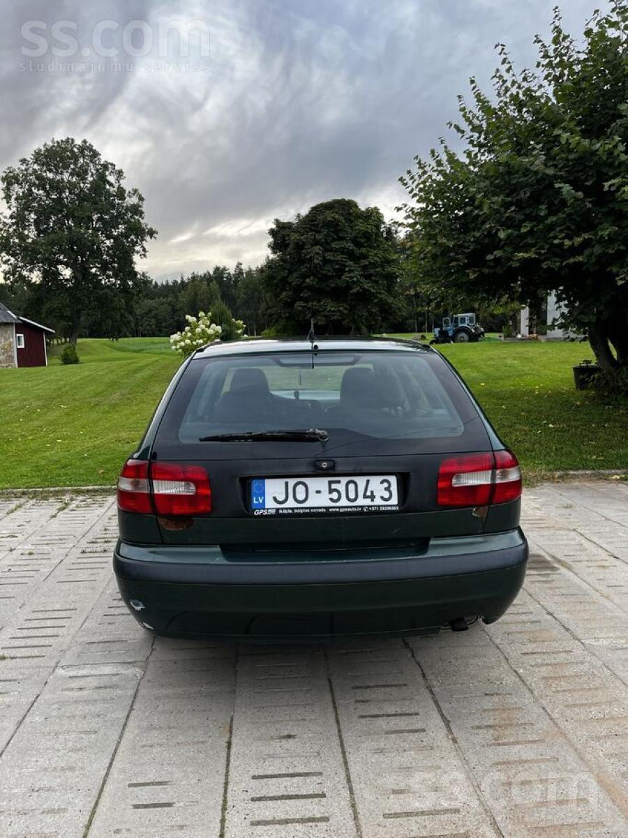 Green Volvo V40 2000 in Cesis, with an engine capacity of 1.90 L and mileage of 343 thousand km for 1600 €, photo 6 on AUTOMOTO.COM.LV
