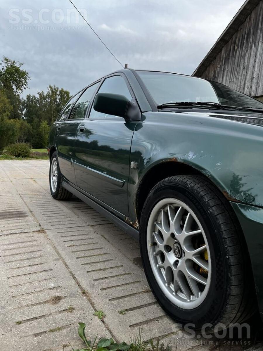 Green Volvo V40 2000 in Cesis, with an engine capacity of 1.90 L and mileage of 343 thousand km for 1600 €, photo 19 on AUTOMOTO.COM.LV