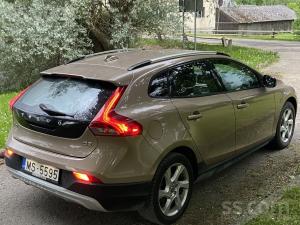 Green Volvo V40 2013 in Talsi, with an engine capacity of 1.60 L and mileage of 0 thousand km for 4800 €, photo 18 on AUTOMOTO.COM.LV