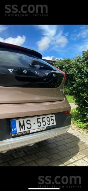 Green Volvo V40 2013 in Talsi, with an engine capacity of 1.60 L and mileage of 0 thousand km for 4800 €, photo 26 on AUTOMOTO.COM.LV