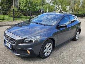 Pelēks Volvo V40 2013 Širvintos, ar dzinēja tilpumu 2.00 L un nobraukumu 264 tūkst. km par 6750 €, foto  vietnē AUTOMOTO.COM.LV