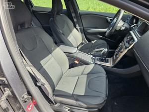Pelēks Volvo V40 2013 Širvintos, ar dzinēja tilpumu 2.00 L un nobraukumu 264 tūkst. km par 6750 €, foto 15 vietnē AUTOMOTO.COM.LV