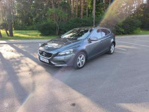 Grey Volvo V40 2012 in Kaunas, with an engine capacity of 1.98 L and mileage of 288 thousand km for 5200 €, photo  on AUTOMOTO.COM.LV