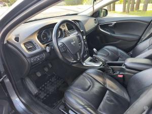 Grey Volvo V40 2012 in Kaunas, with an engine capacity of 1.98 L and mileage of 288 thousand km for 5200 €, photo 12 on AUTOMOTO.COM.LV