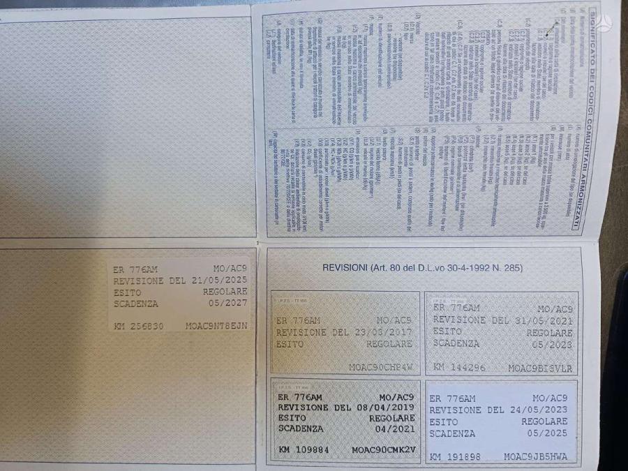 Серый Вольво В40 2013 в Каунас, объемом двигателя 1.60 л и пробегом 271 тыс. км за 4000 €, фото 5 на AUTOMOTO.COM.LV