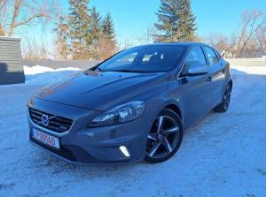 Grey Volvo V40 2013 in Ukmerge, with an engine capacity of 1.56 L and mileage of 254 thousand km for 6400 €, photo  on AUTOMOTO.COM.LV