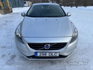 Grey Volvo V40 2013 in Rapla, with an engine capacity of 1.60 L and mileage of 366 thousand km for 5900 €, photo 7 on AUTOMOTO.COM.LV