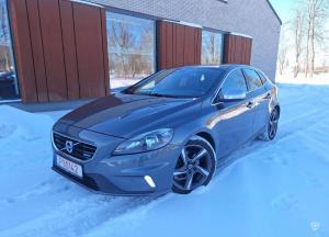 Pelēks Volvo V40 2013 Ukmergė, ar dzinēja tilpumu 1.56 L un nobraukumu 254 tūkst. km par 6100 €, foto  vietnē AUTOMOTO.COM.LV
