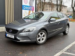 Grey Volvo V40 2013 in Tallinn, with an engine capacity of 1.60 L and mileage of 280 thousand km for 6499 €, photo  on AUTOMOTO.COM.LV