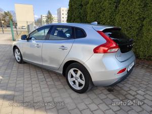 Pelēks Volvo V40 2013 Paide, ar dzinēja tilpumu 1.60 L un nobraukumu 253 tūkst. km par 6990 €, foto 4 vietnē AUTOMOTO.COM.LV