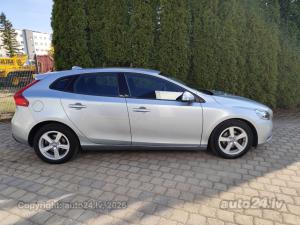 Pelēks Volvo V40 2013 Paide, ar dzinēja tilpumu 1.60 L un nobraukumu 253 tūkst. km par 6990 €, foto 7 vietnē AUTOMOTO.COM.LV