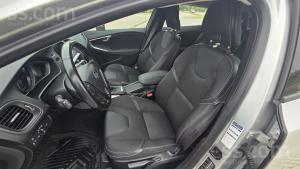 Pelēks Volvo V40 2013 Liepāja, ar dzinēja tilpumu 2.00 L un nobraukumu 275 tūkst. km par 7500 €, foto 10 vietnē AUTOMOTO.COM.LV