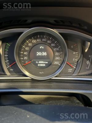 Pelēks Volvo V40 2013 Rīga, ar dzinēja tilpumu 1.60 L un nobraukumu 317 tūkst. km par 6100 €, foto 14 vietnē AUTOMOTO.COM.LV