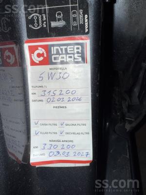 Pelēks Volvo V40 2013 Rīga, ar dzinēja tilpumu 1.60 L un nobraukumu 317 tūkst. km par 6100 €, foto 15 vietnē AUTOMOTO.COM.LV