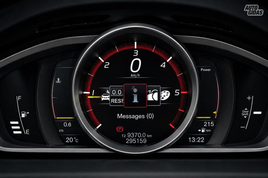 Grey Volvo V40 2013 in Vilnius, with an engine capacity of 1.60 L and mileage of 295 thousand km for 6500 €, photo 25 on AUTOMOTO.COM.LV