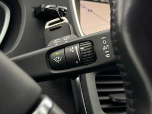 Grey Volvo V40 2013 in Riga, with an engine capacity of 1.60 L and mileage of 242 thousand km for 7990 €, photo 17 on AUTOMOTO.COM.LV