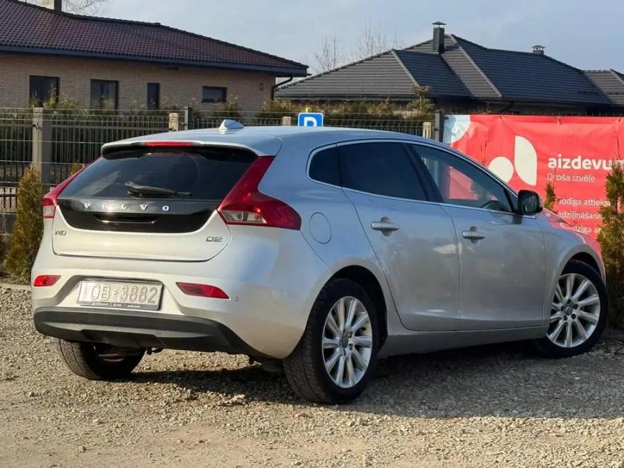 Серый Вольво В40 2013 в Елгава, объемом двигателя 1.60 л и пробегом 242 тыс. км за 5190 €, фото 7 на AUTOMOTO.COM.LV