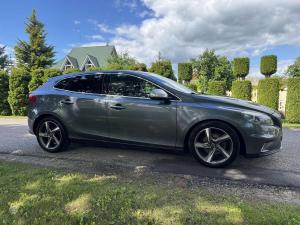 Pelēks Volvo V40 2013 Alīta, ar dzinēja tilpumu 1.56 L un nobraukumu 245 tūkst. km par 6200 €, foto 11 vietnē AUTOMOTO.COM.LV