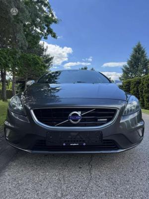Pelēks Volvo V40 2013 Alīta, ar dzinēja tilpumu 1.56 L un nobraukumu 245 tūkst. km par 6200 €, foto 14 vietnē AUTOMOTO.COM.LV