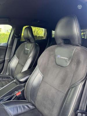 Pelēks Volvo V40 2013 Alīta, ar dzinēja tilpumu 1.56 L un nobraukumu 245 tūkst. km par 6200 €, foto 17 vietnē AUTOMOTO.COM.LV