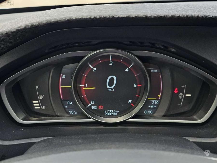 Серый Вольво В40 2013 в Рокишкис, объемом двигателя 1.56 л и пробегом 200 тыс. км за 5250 €, фото 26 на AUTOMOTO.COM.LV