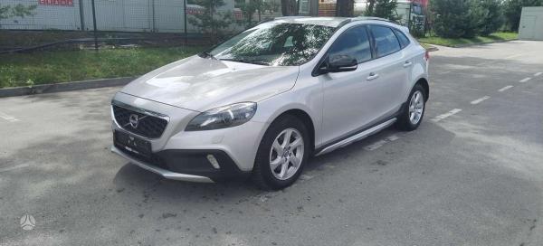 Pelēks Volvo V40 2013 Klaipėda, ar dzinēja tilpumu 2.00 L un nobraukumu 270 tūkst. km par 6900 €, foto 1 vietnē AUTOMOTO.COM.LV