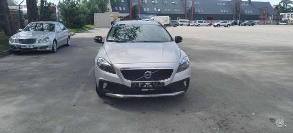 Pelēks Volvo V40 2013 Klaipėda, ar dzinēja tilpumu 2.00 L un nobraukumu 270 tūkst. km par 6900 €, foto 10 vietnē AUTOMOTO.COM.LV