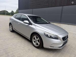 Pelēks Volvo V40 2013 Šauļi, ar dzinēja tilpumu 1.56 L un nobraukumu 220 tūkst. km par 4550 €, foto 4 vietnē AUTOMOTO.COM.LV
