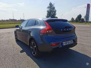 Grey Volvo V40 2013 in Panevezys, with an engine capacity of 1.56 L and mileage of 329 thousand km for 5800 €, photo 8 on AUTOMOTO.COM.LV